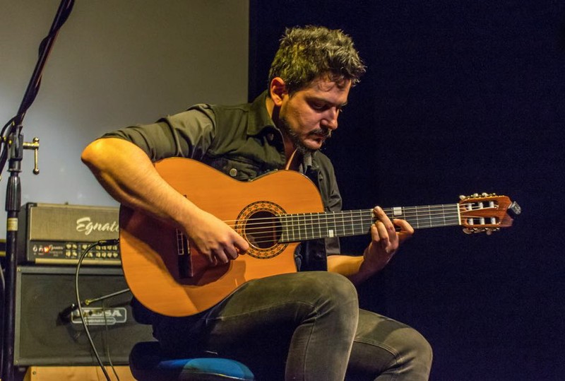 Sergio Rivas Solista