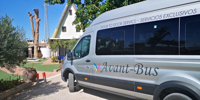 Avant-Bus