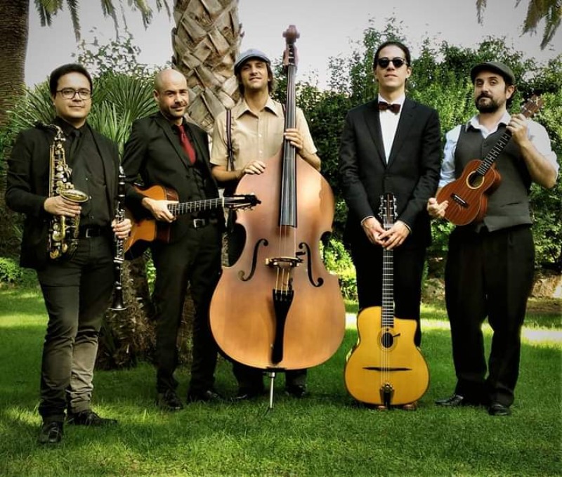 Le Pink Tzigane Gypsy Swing